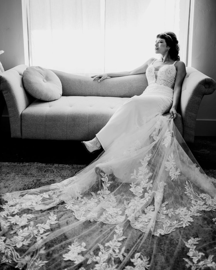 Elegant Spring Wedding at Moon Shadow Haven